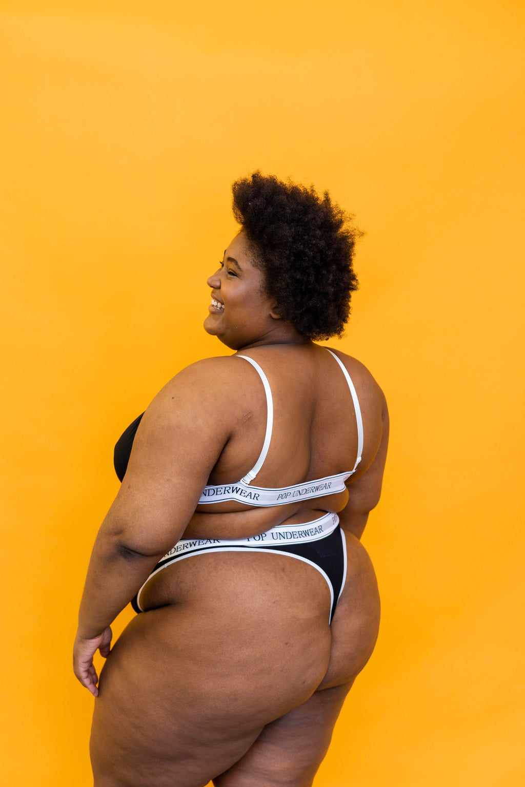 String "NOIR" – popunderwear